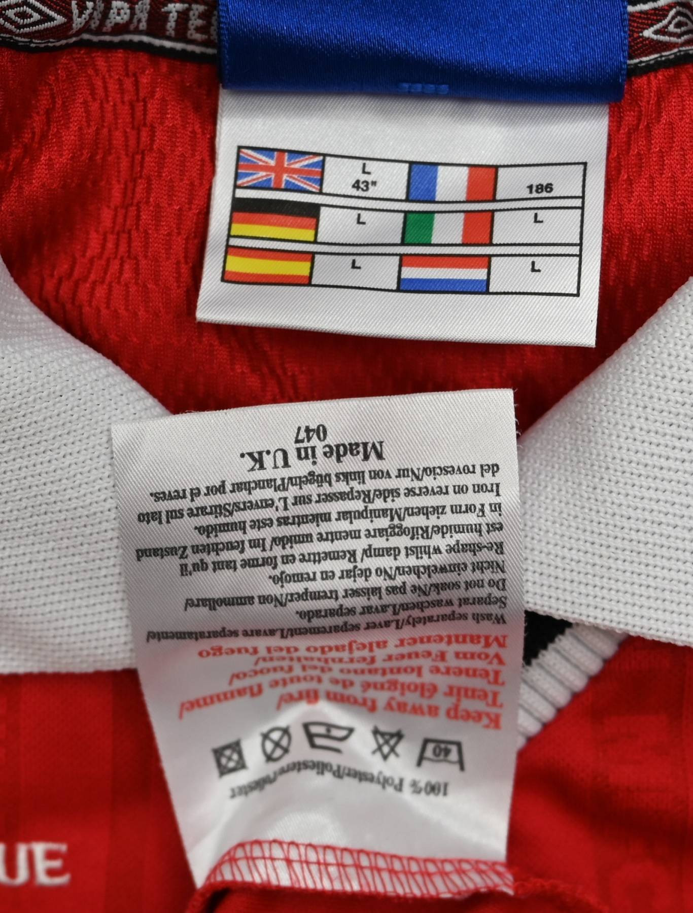 1999-00 MANCHESTER UNITED SHIRT L Football / Soccer \ Premier League ...