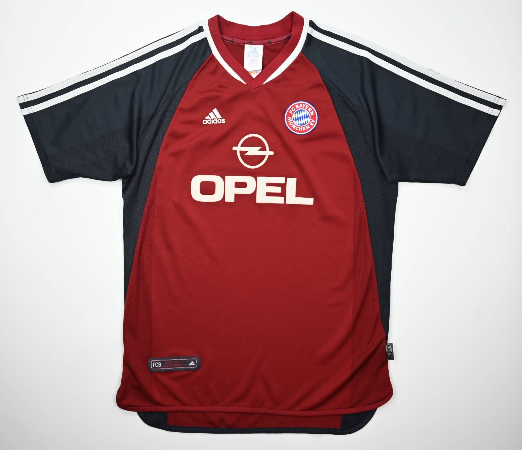 2001-02 BAYERN MUNCHEN SHIRT S Football / Soccer \ German Clubs ...