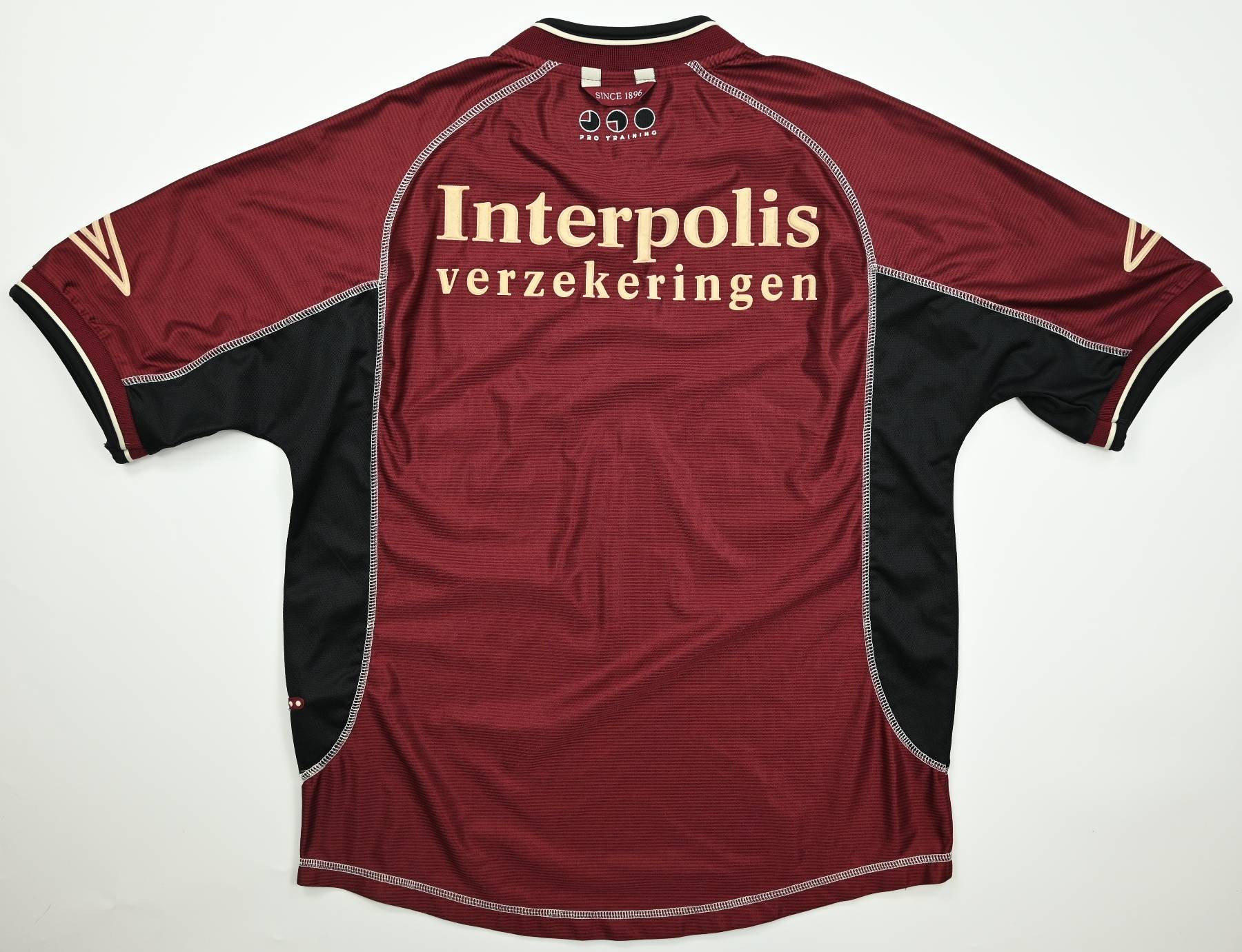 2001-02 WILLEM II SHIRT M Football / Soccer \ European Clubs \ Dutch ...