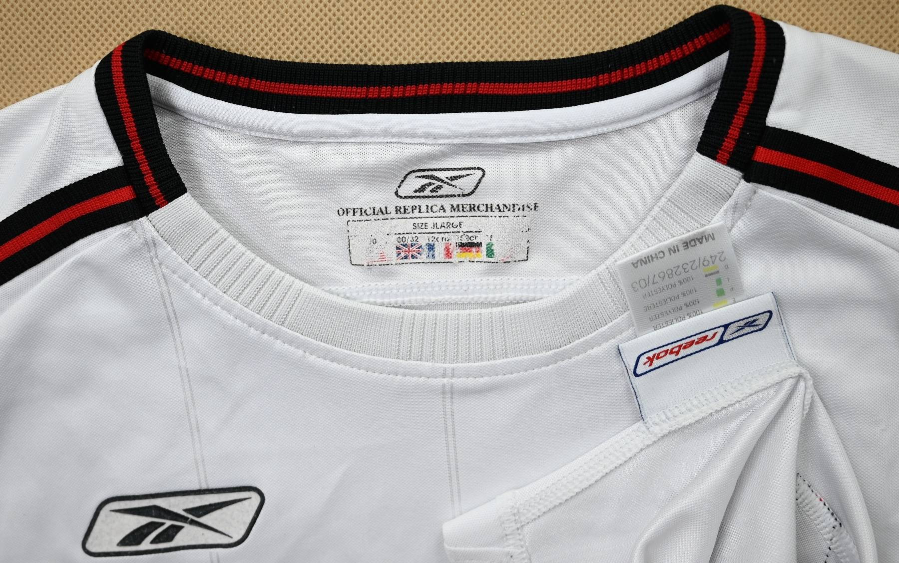 2003-04 LIVERPOOL SHIRT L. BOYS Football / Soccer \ Premier League ...