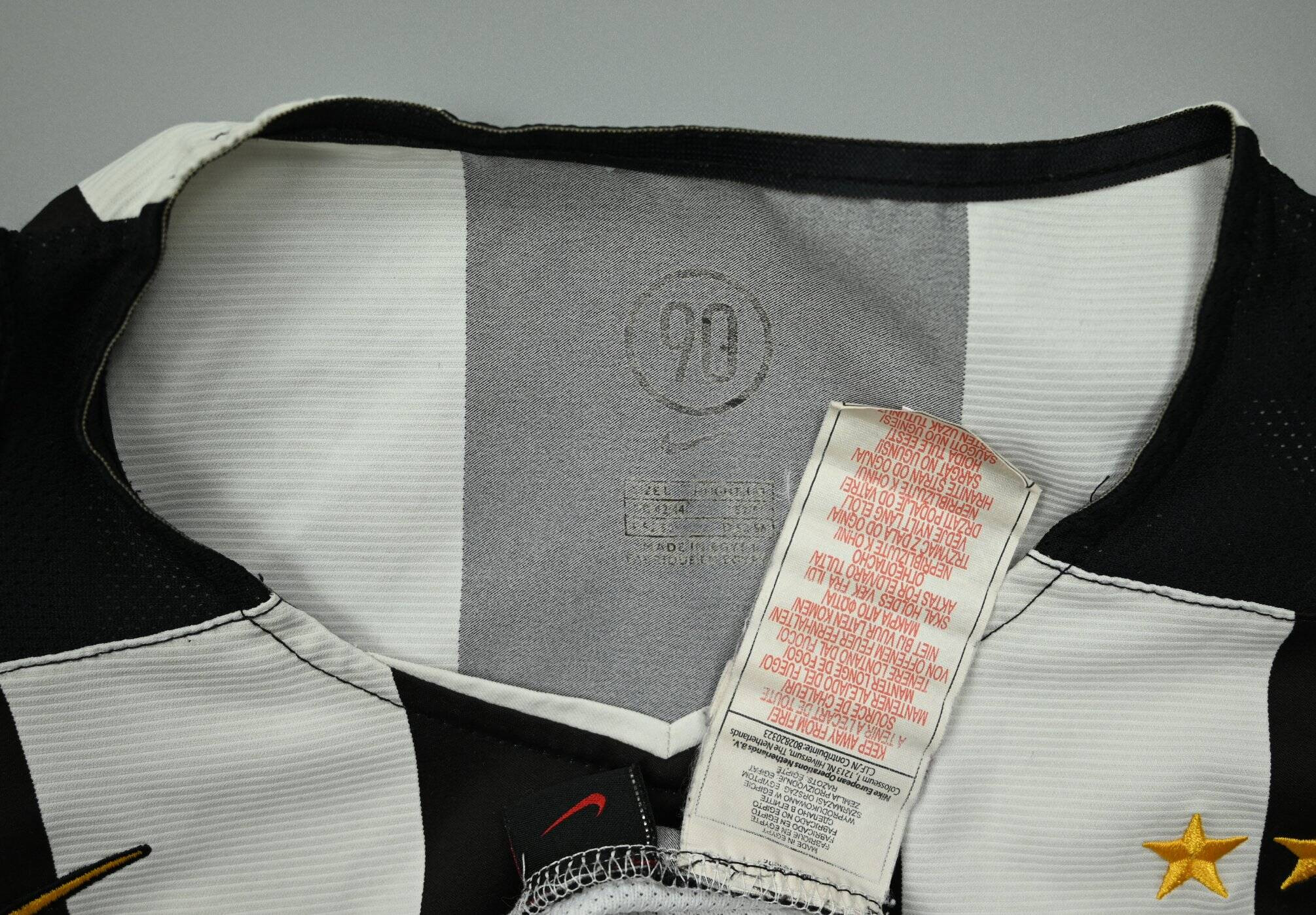 2004-05 JUVENTUS SHIRT L Football / Soccer \ European Clubs \ Italian ...