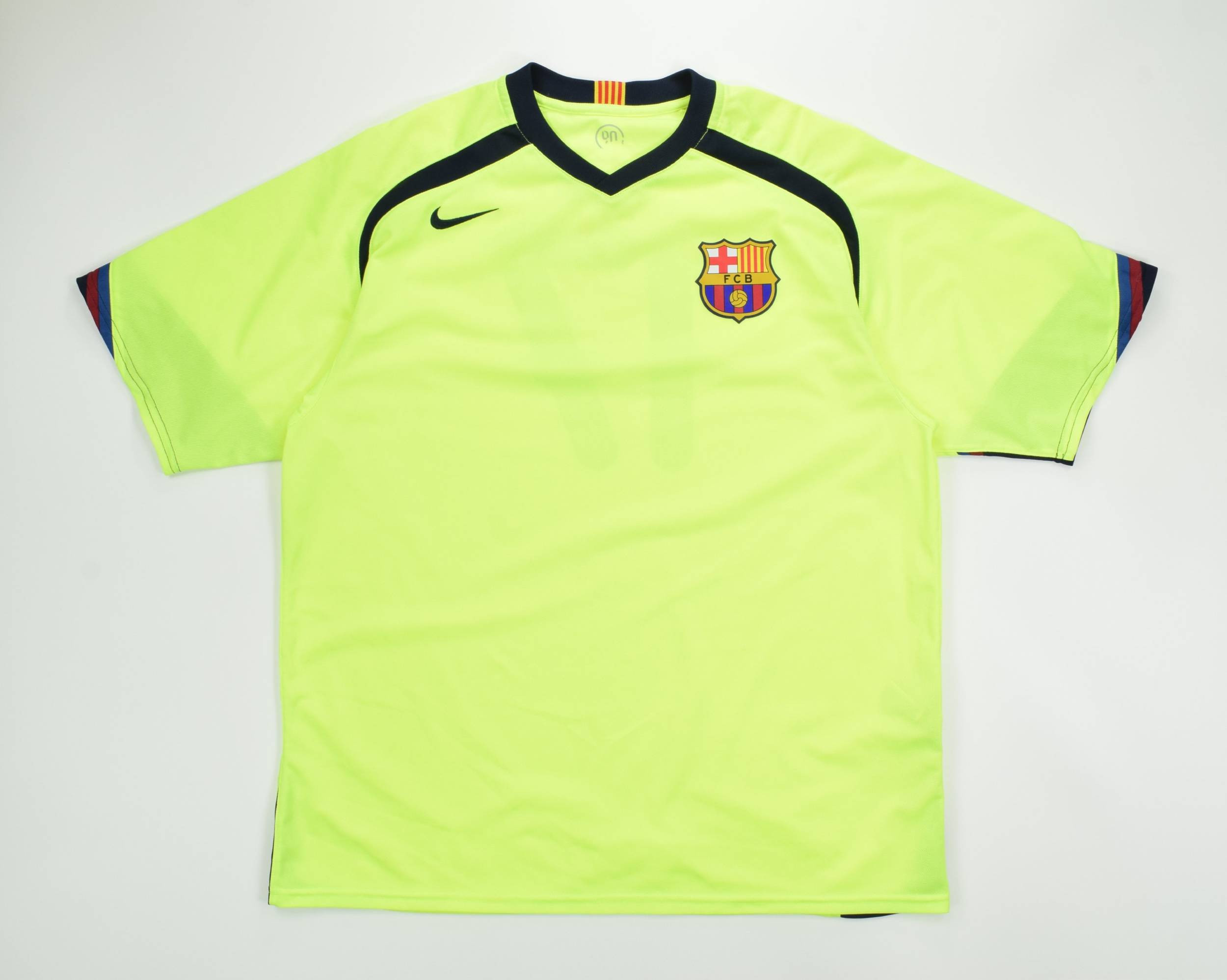 2005-06 FC BARCELONA SHIRT L Football / Soccer \ European Clubs ...