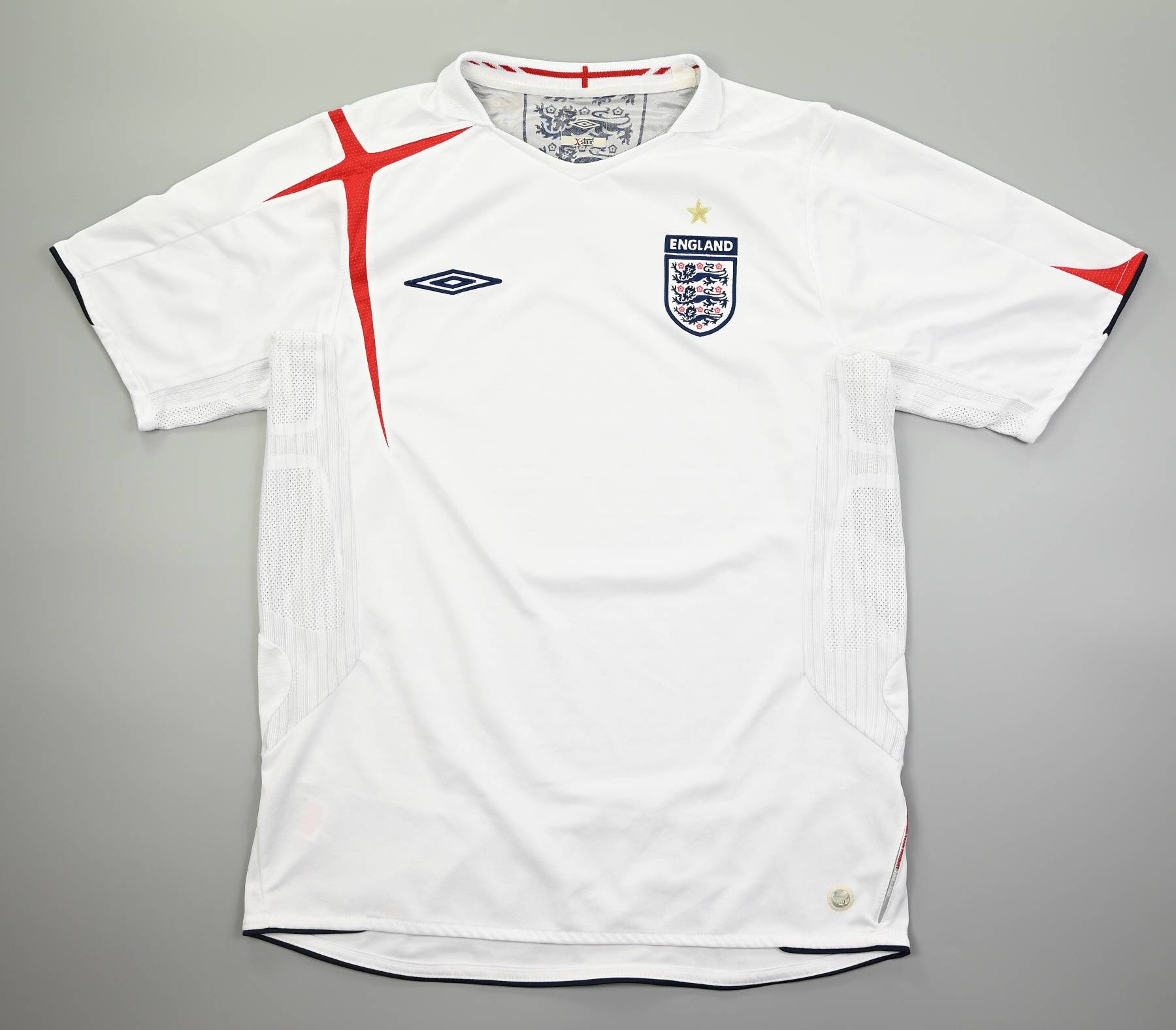2005-07 ENGLAND SHIRT M Football / Soccer \ International Teams ...