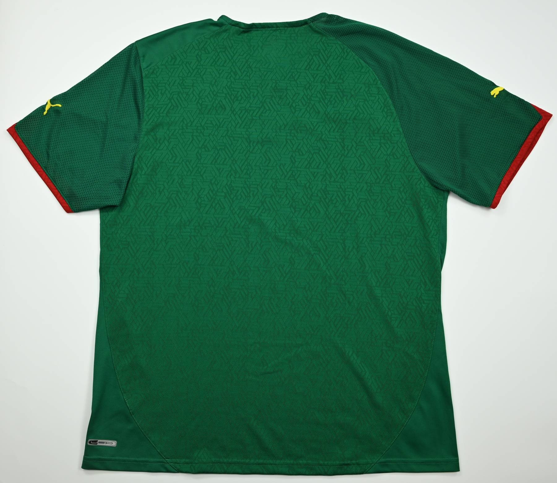 2010-11 CAMEROON SHIRT S Football / Soccer \ International Teams ...