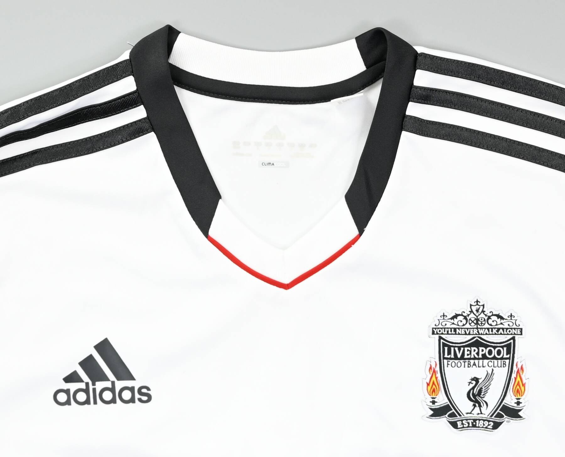 2011-12 LIVERPOOL SHIRT M Football / Soccer \ Premier League ...