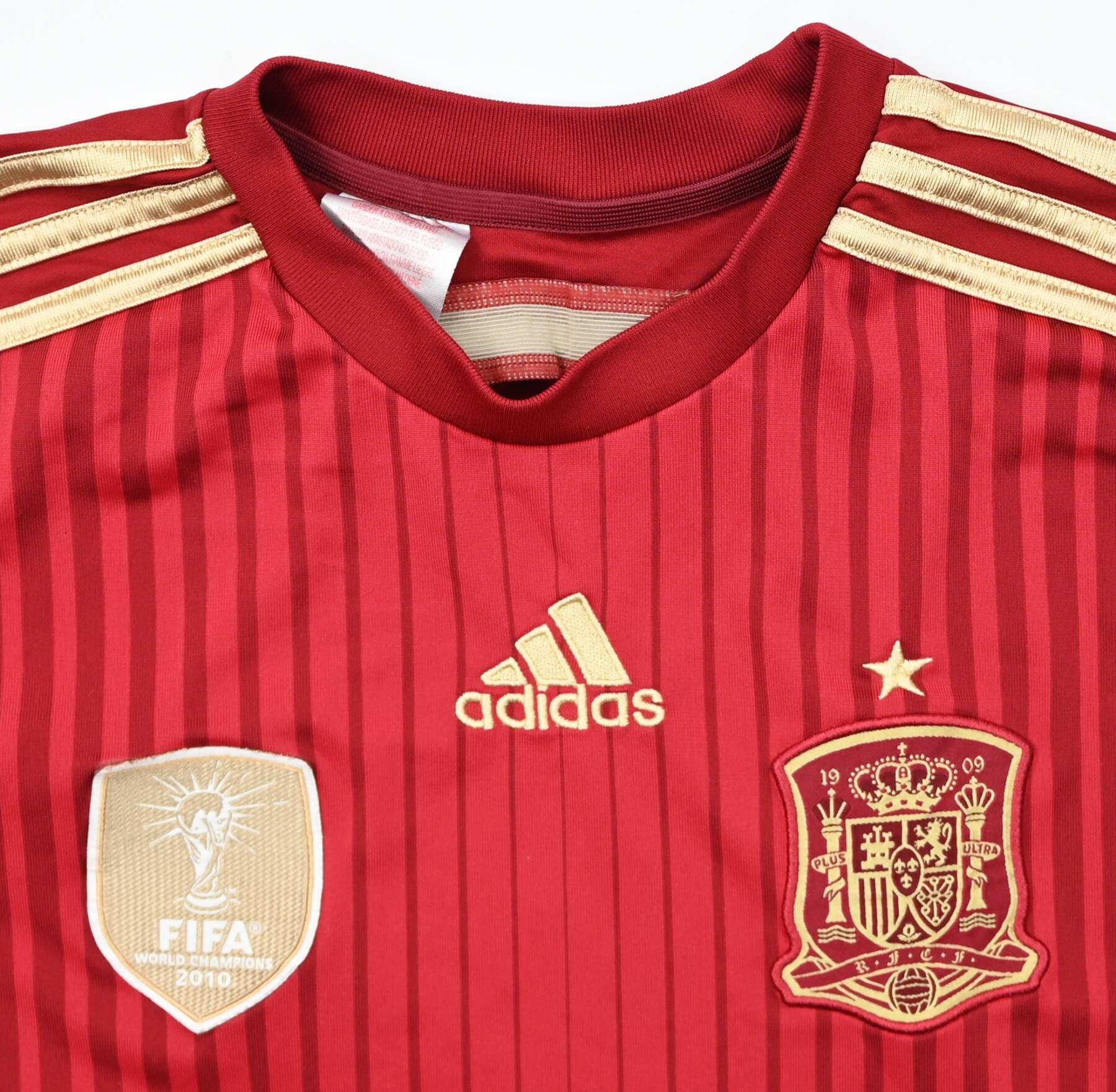 2014-15 SPAIN SHIRT L. BOYS Football / Soccer \ International Teams ...