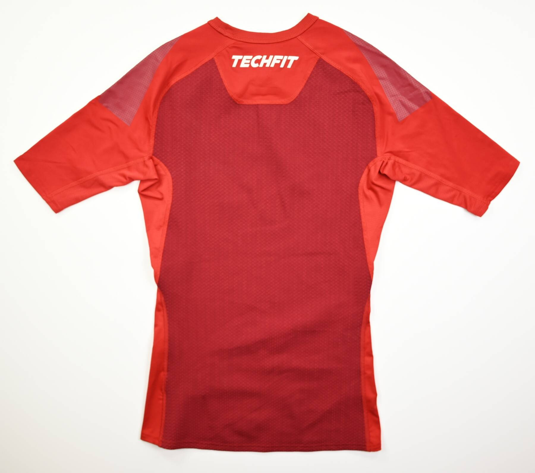 2015-16 BAYERN MUNCHEN TECHFIT SHIRT M | Classic-Shirts.com