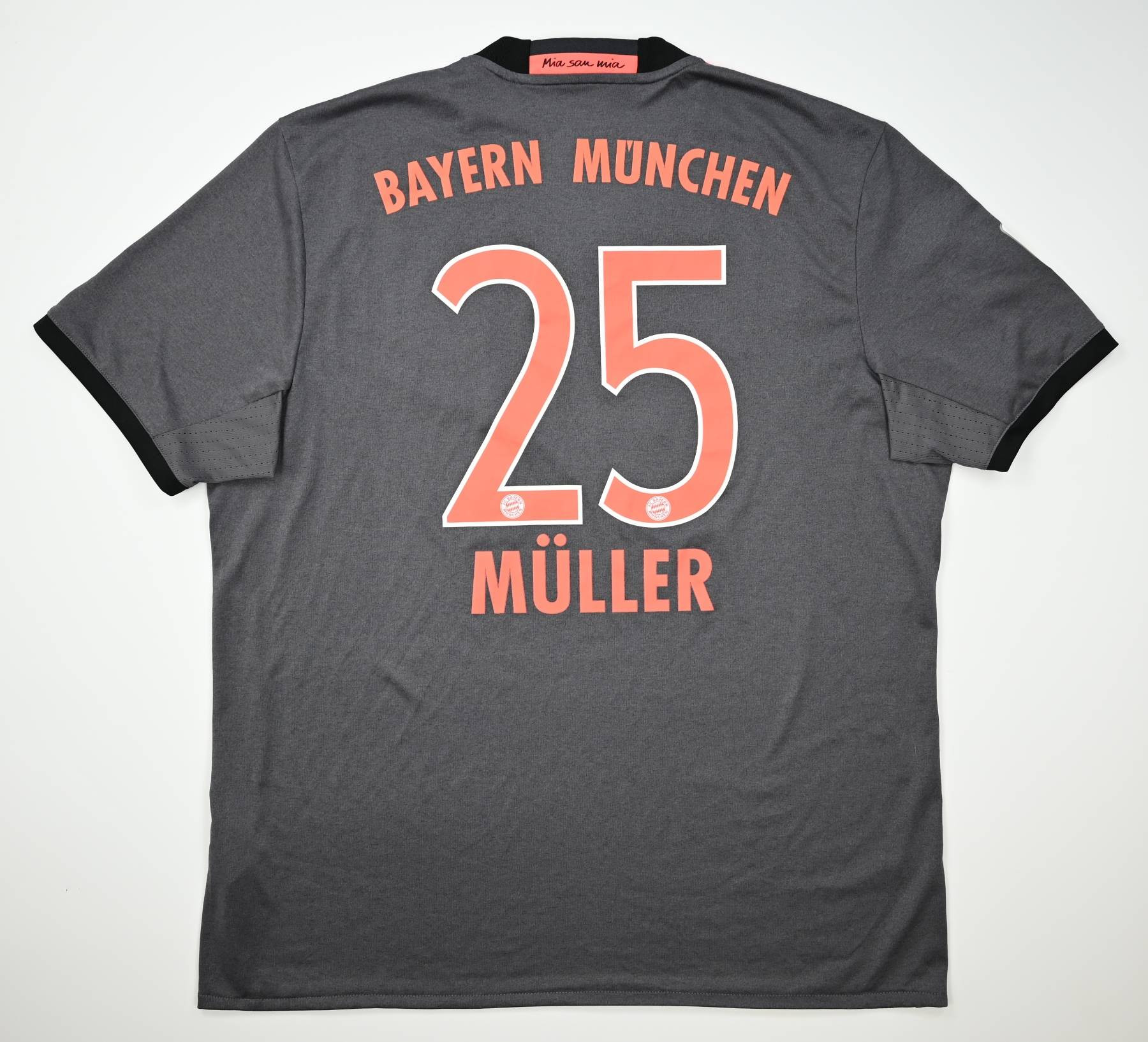 2016-17 BAYERN MUNCHEN *MULLER* SHIRT XL Football / Soccer \ German ...