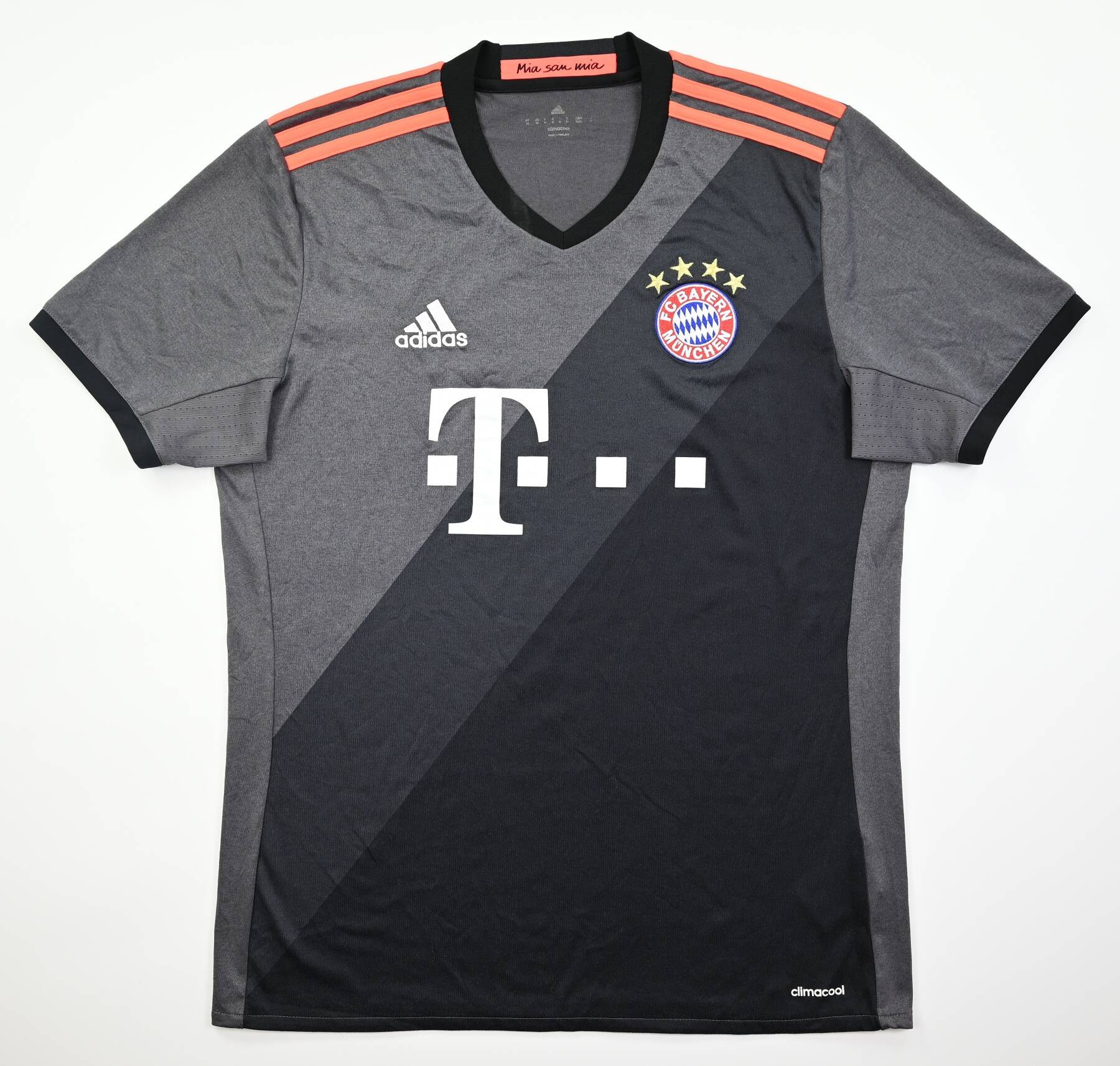 2016-17 BAYERN MUNCHEN SHIRT M Football / Soccer \ German Clubs ...