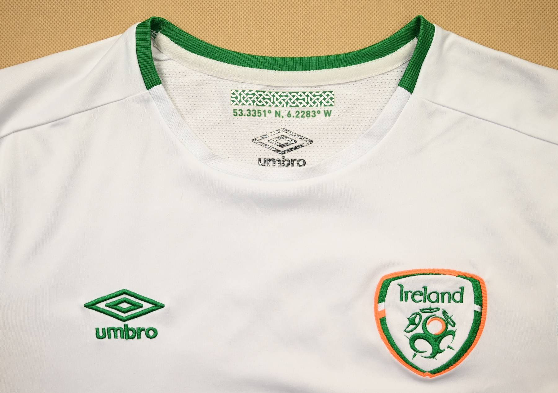 2016-17 IRELAND SHIRT M Football / Soccer \ International Teams ...