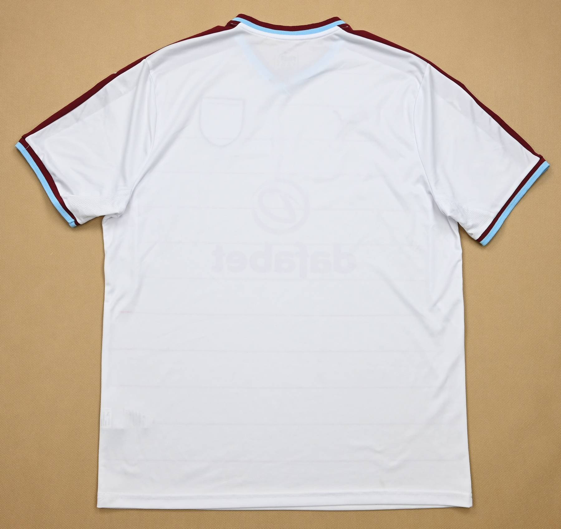 2017-18 BURNLEY FC SHIRT XL Football / Soccer \ Premier League ...