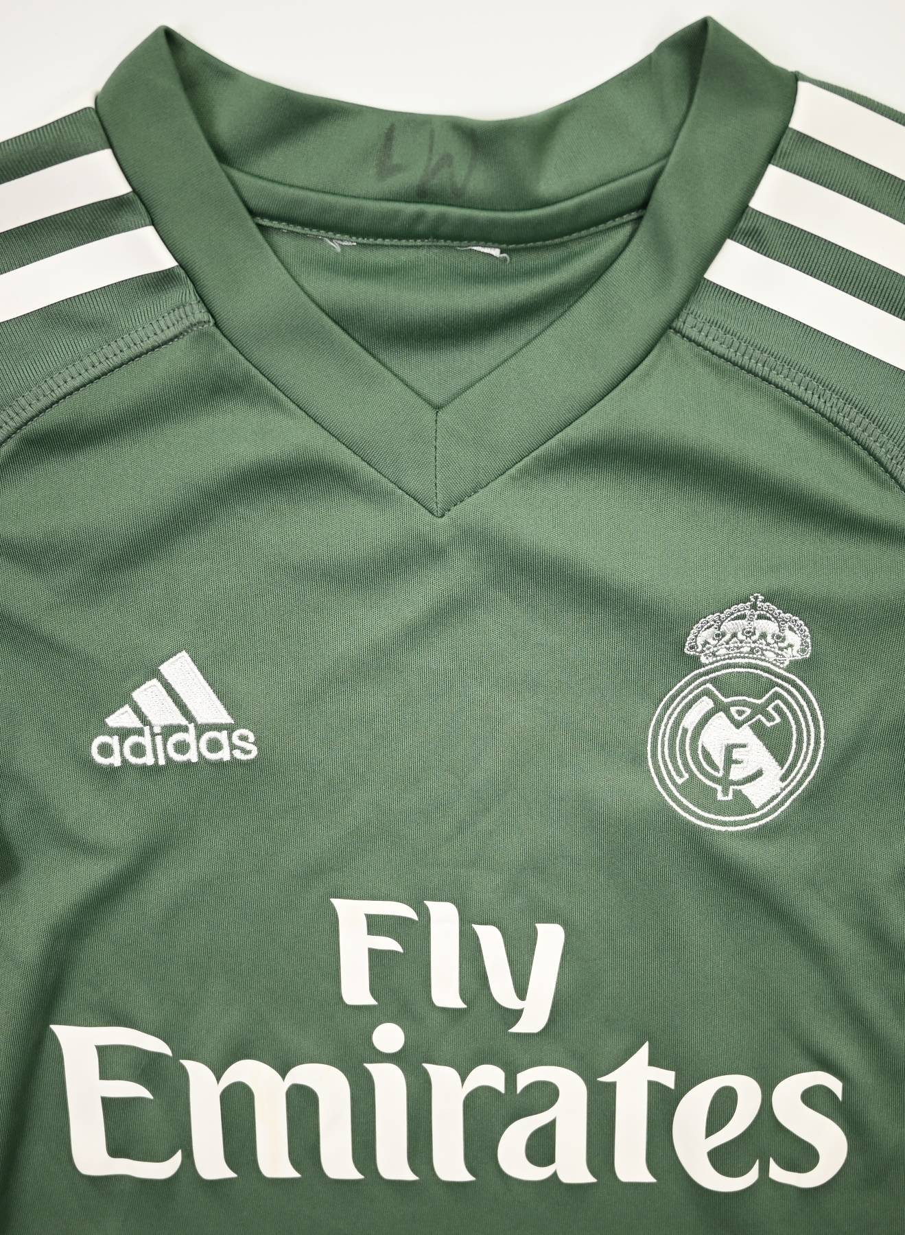 2017-18 REAL MADRID GOALKEEPER SHIRT XS.BOYS Football / Soccer ...