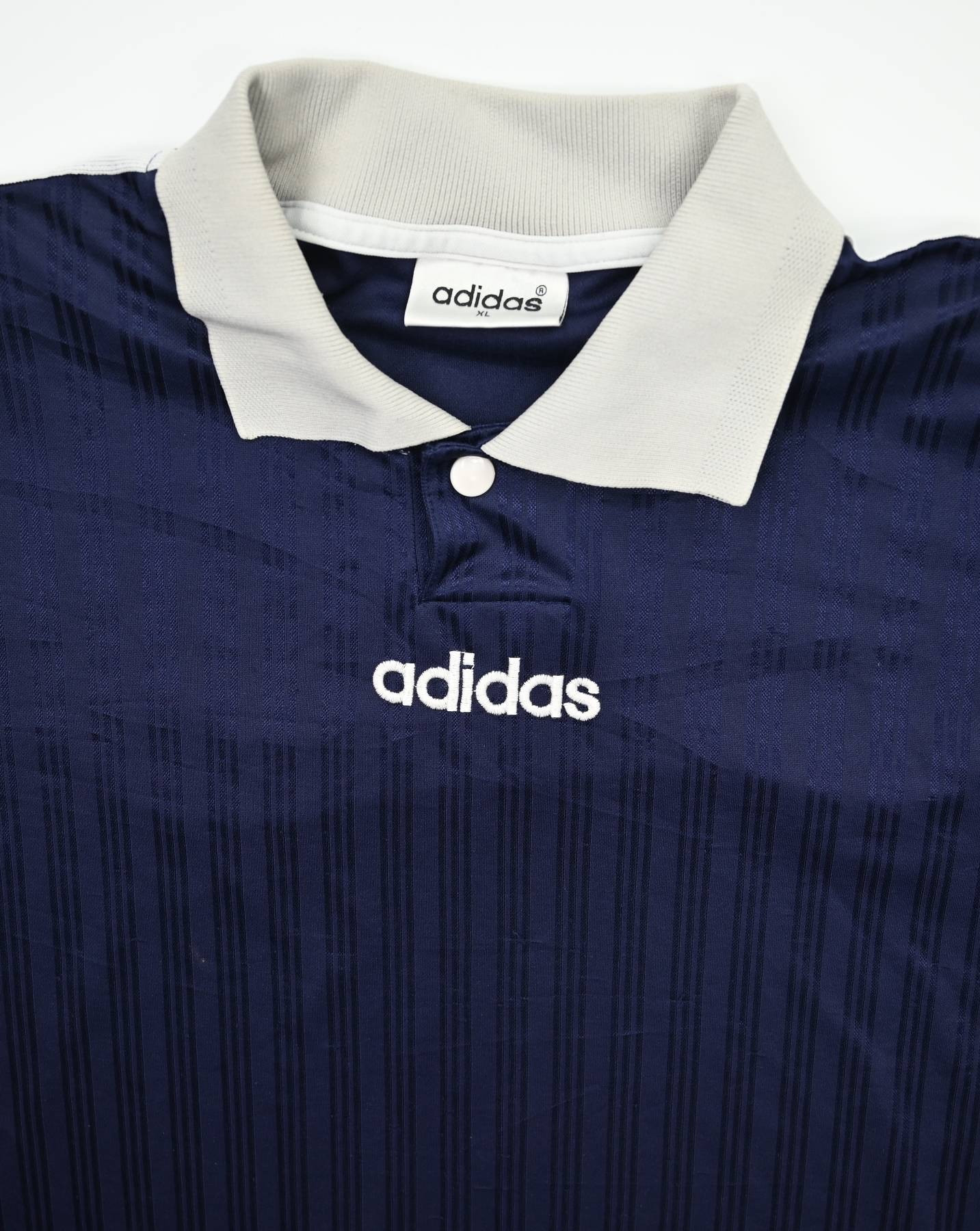 ADIDAS OLDSCHOOL SHIRT XL Other Shirts \ Vintage | Classic-Shirts.com