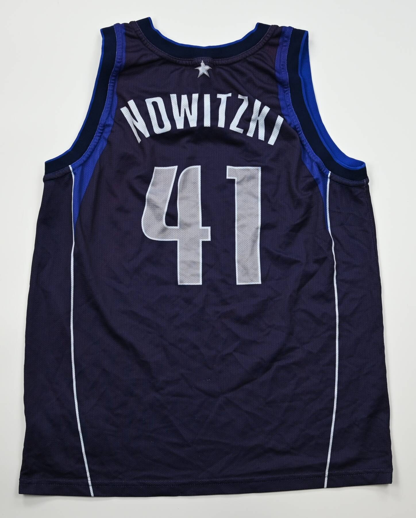 DALLAS MAVERICKS *NOWITZKI* NBA SHIRT L Other Shirts \ Basketball New ...