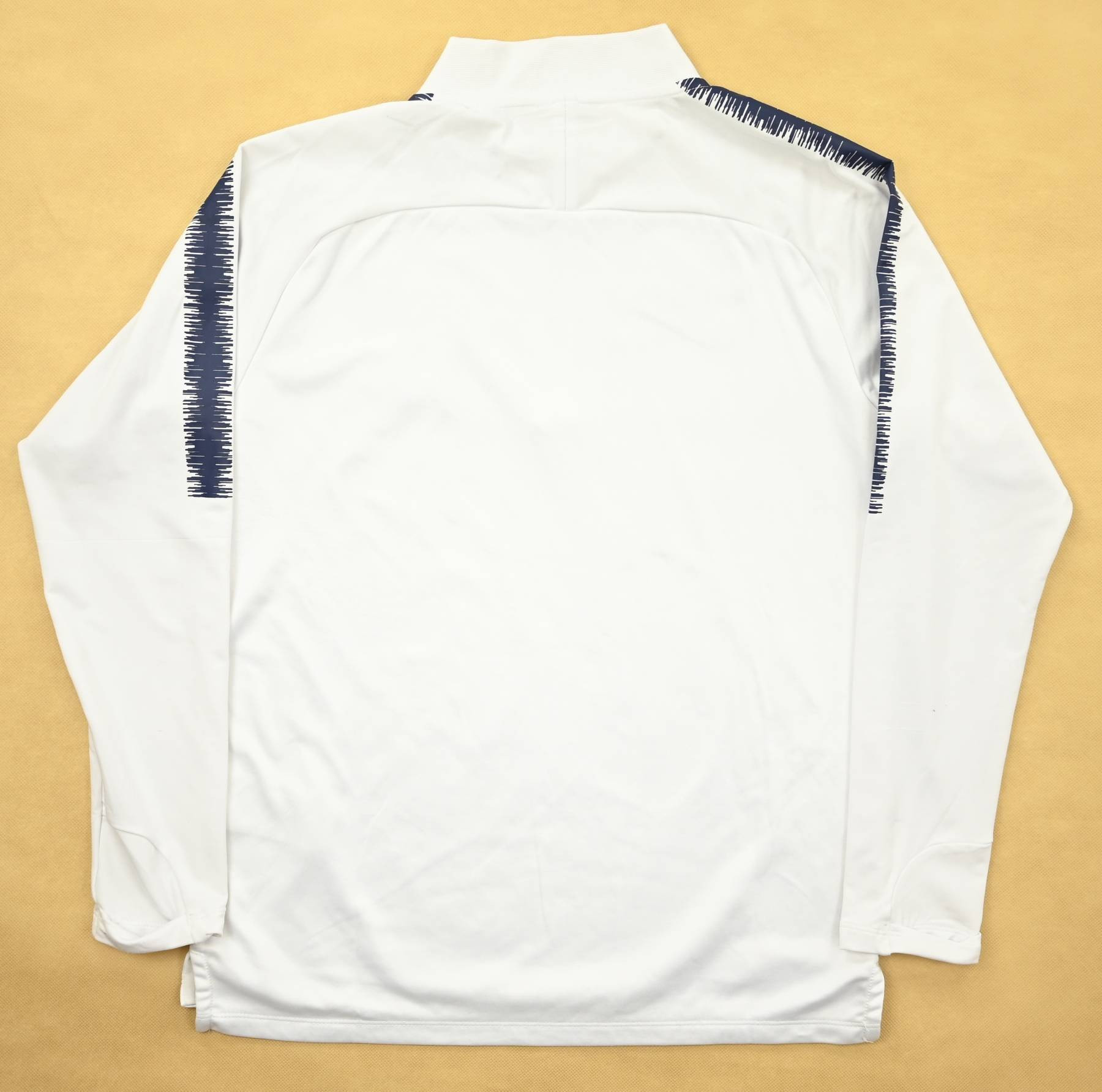 ENGLAND LONGSLEEVE M Football / Soccer \ International Teams \ Europe ...