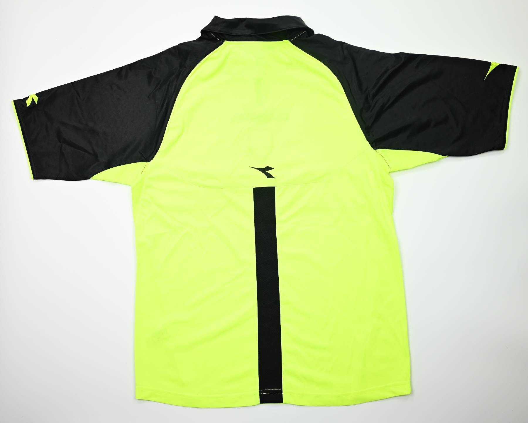 ITALIAN REFEREE SHIRT M Other \ Other Sports | Classic-Shirts.com