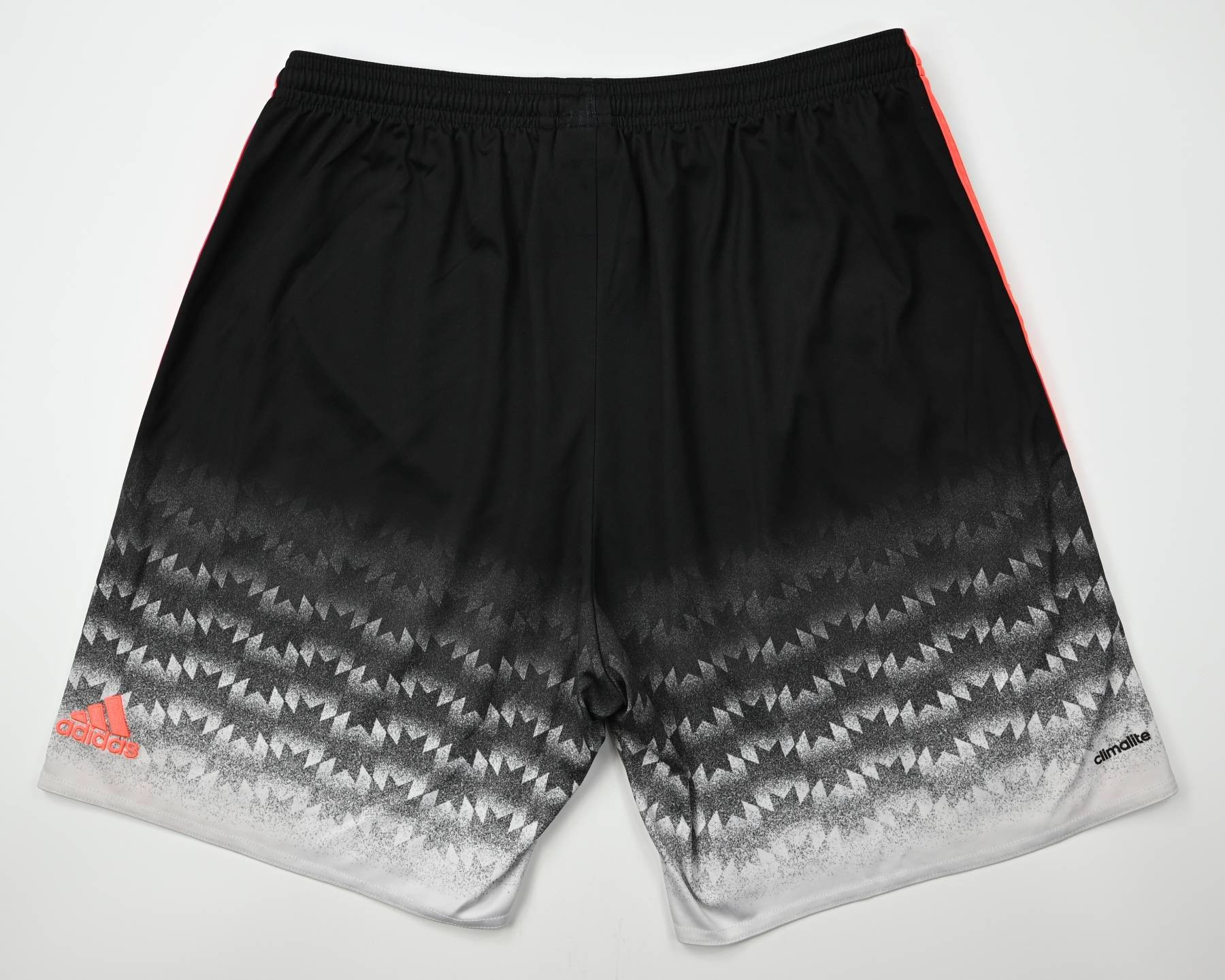 MANCHESTER UNITED SHORTS L Football / Soccer \ Premier League ...