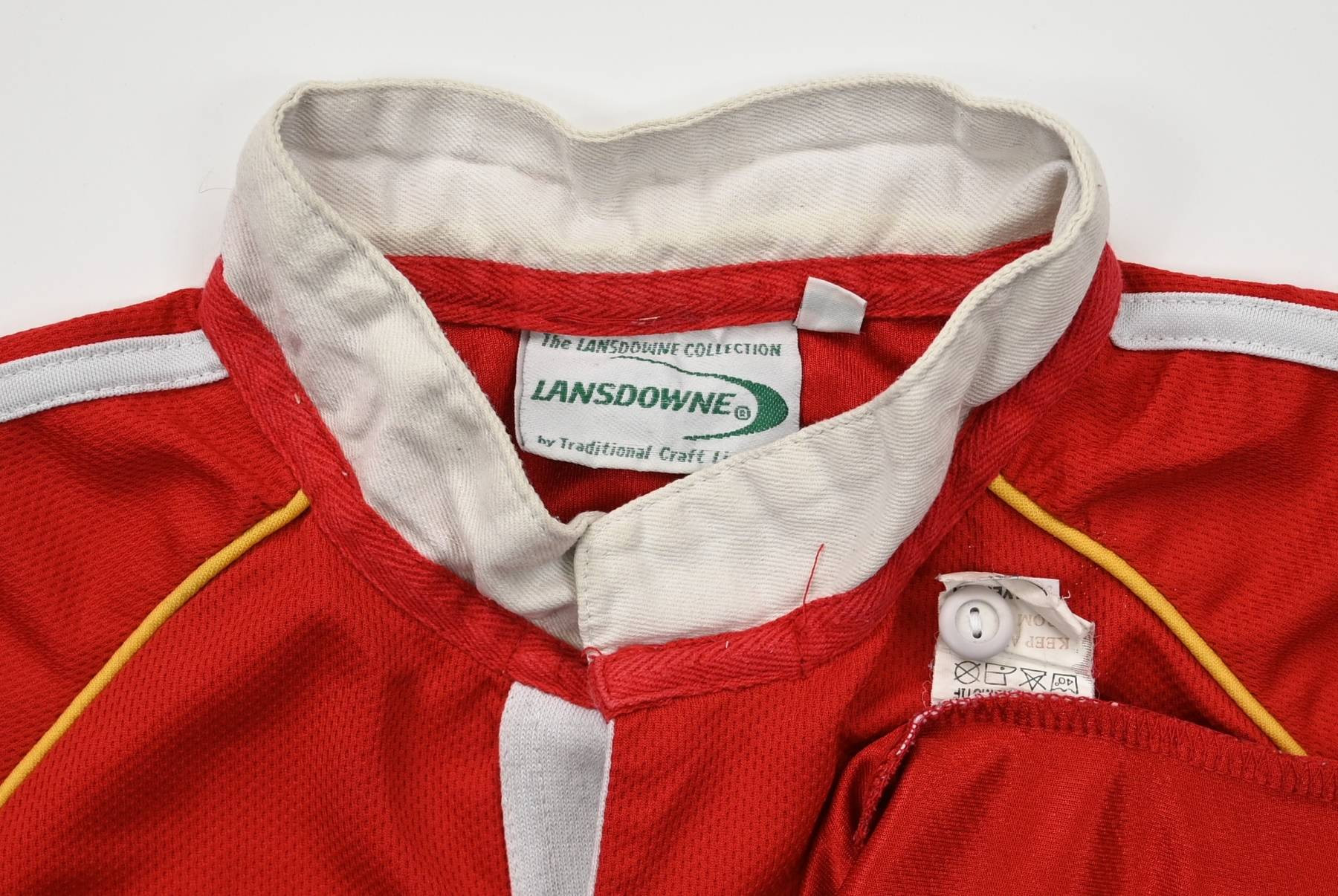 MUNSTER RUGBY SHIRT L Rugby \ Rugby Union \ Munster | Classic-Shirts.com