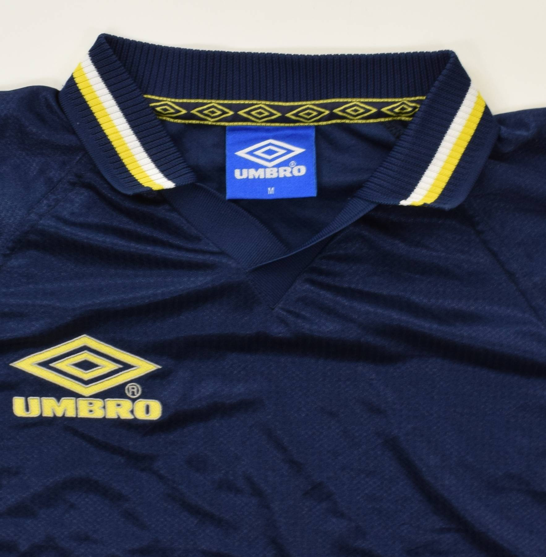 UMBRO OLDSCHOOL SHIRT M Other \ Vintage | Classic-Shirts.com