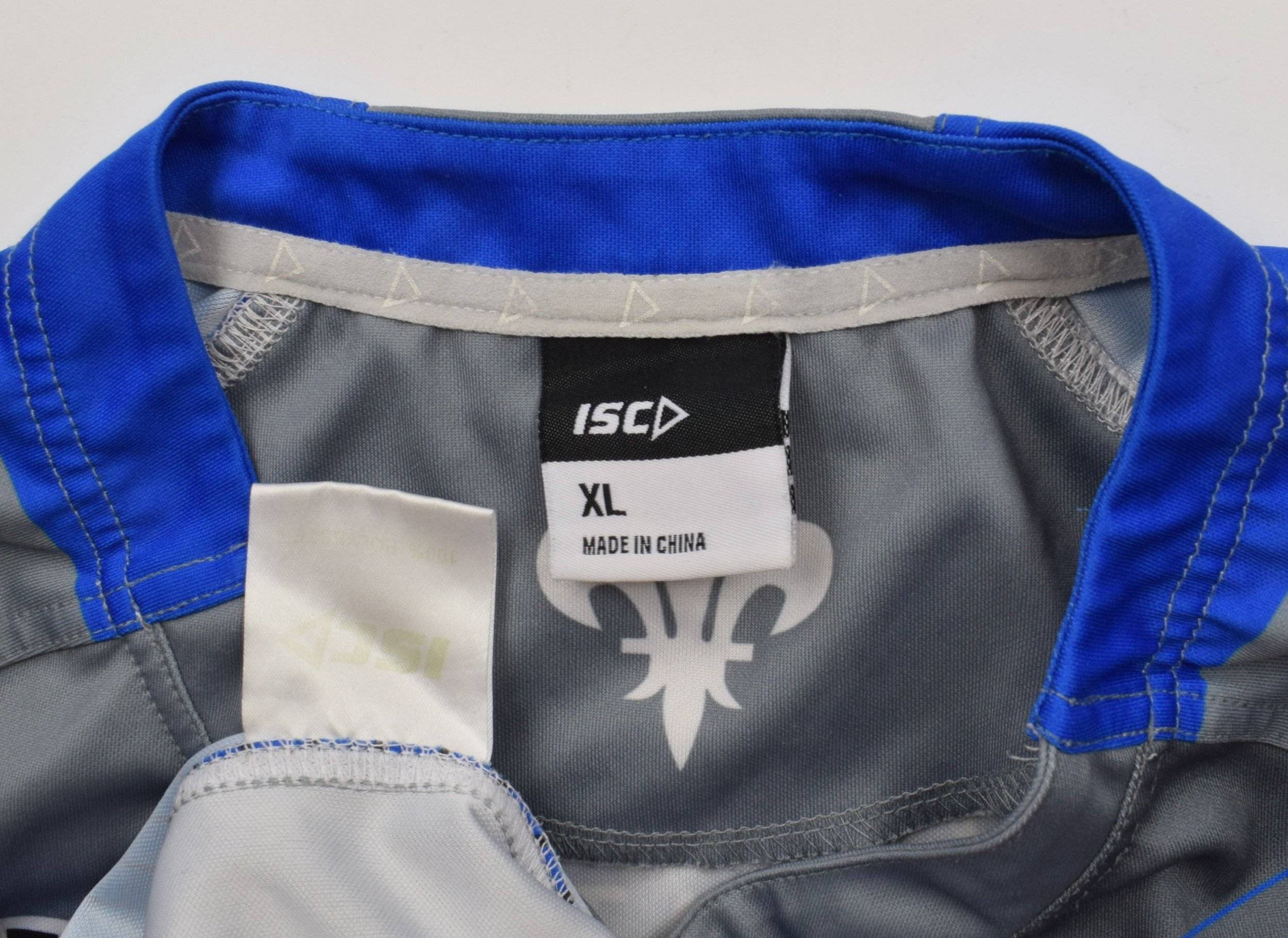 WAKEFIELD TRINITY RUGBY SHIRT XL Rugby \ Rugby League \ Wakefield ...