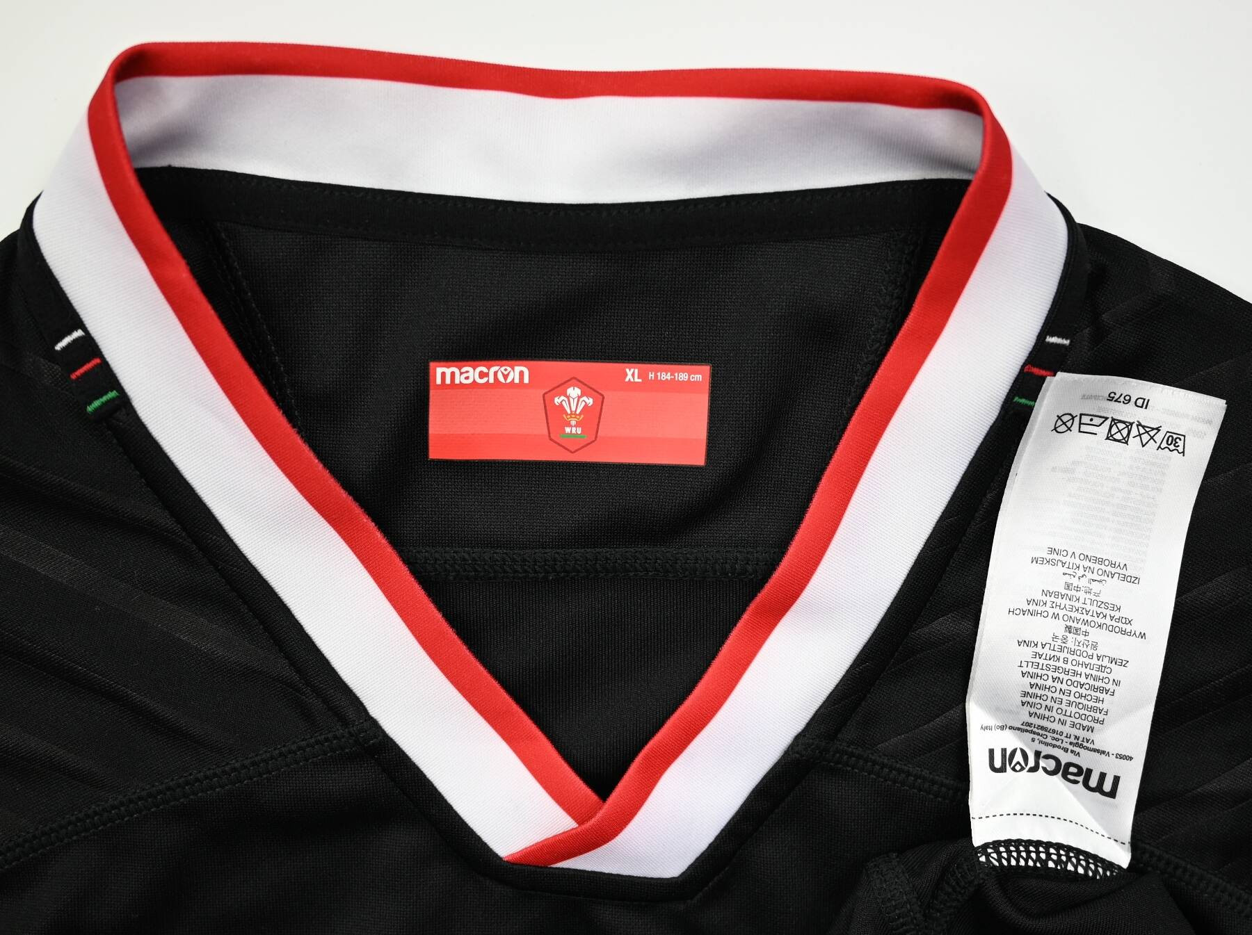 WALES RUGBY UNDER ARMOUR SHIRT XL Rugby \ Rugby Union \ Wales | Classic ...