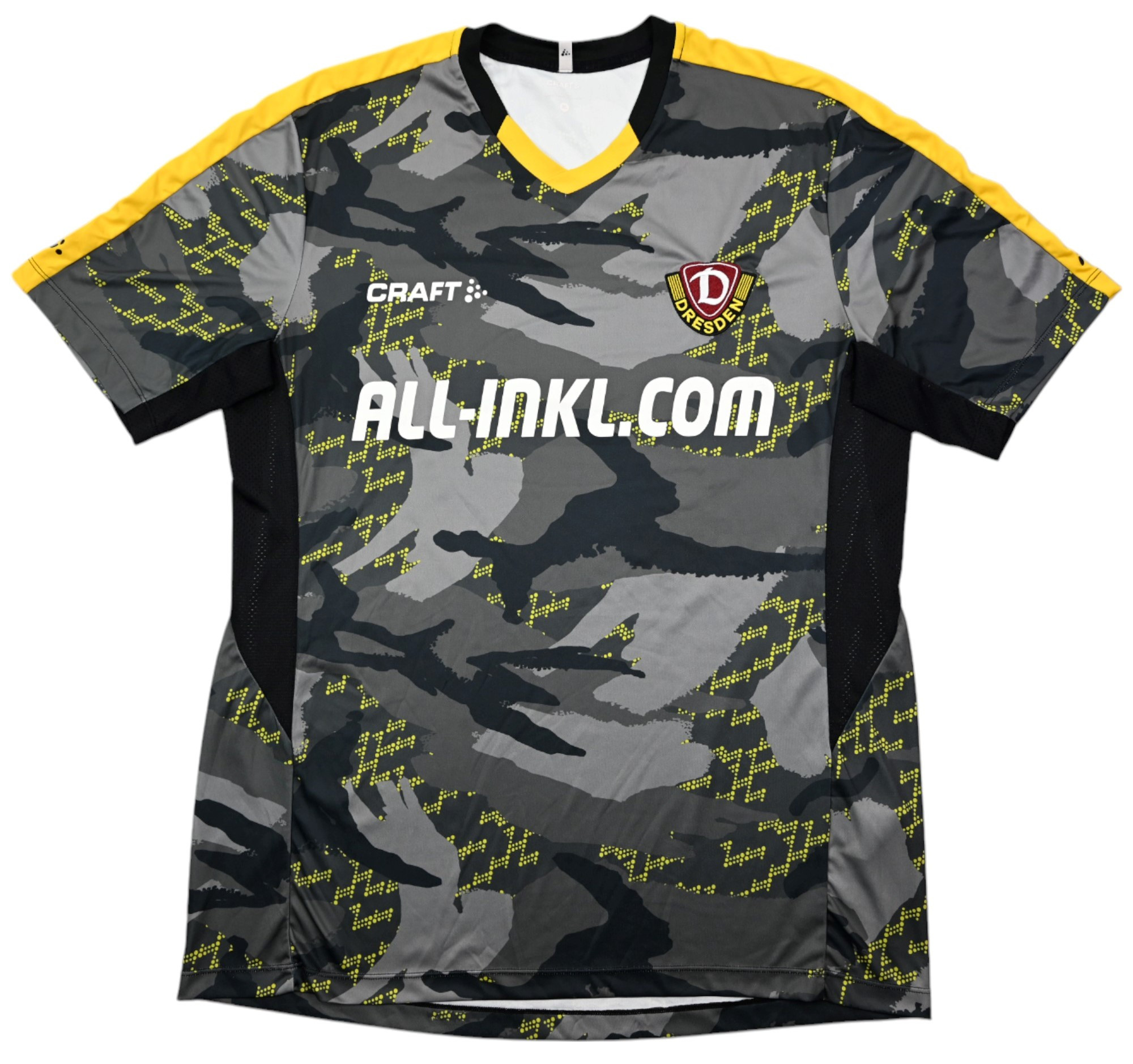 DYNAMO DRESDEN SHIRT XL German Clubs \ Dynamo Dresden | Classic-Shirts.com